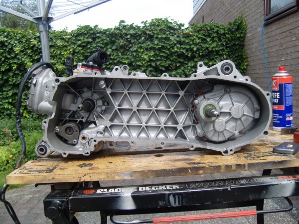 How to: Tune, port and rebuild a Piaggio engine to Mid-Race spec ...